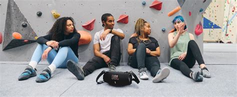 Amazon Com Jbl Xtreme Portable Bluetooth Speaker Powerful Sound And Deep Bass Ip