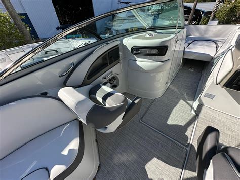 New 2024 Crownline Eclipse E290 Xs 32578 Niceville Boat Trader