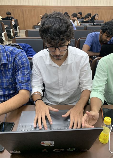 Tanmay Kapoor On Linkedin Hackwithindia Nsut Hackathon Techinnovation Teamwork Grateful