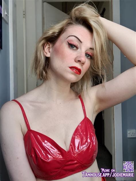 8 Hot Sexy Jodie Marie Bikini Pics