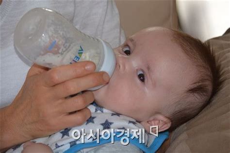 모유수유 다이어트 효과 월 04㎏12개월만 하면 임신 전 체중 된다 아시아경제