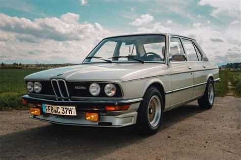 Rent A Bmw 525 E12 Classic Car In Munich Drivar® Car Rental