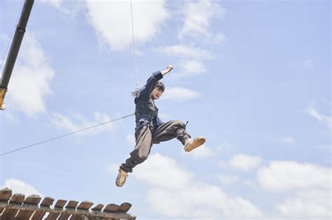 Jang Dong Yoon And Kim So Hyun Are Burning With Passion Behind The