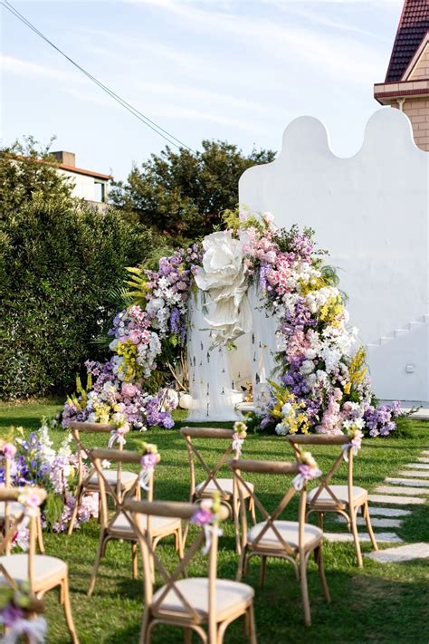 🌿 Elegant Garden Wedding Decor Ideas With Floral Arch And Courtyard Se