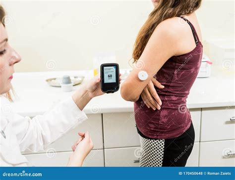 Cgm Continuous Glucose Monitoring Dexcom G5 Sensor Installation Device And Transmitter