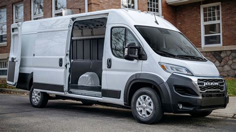 Rams First Ev Is A Van With 162 Miles Of Range