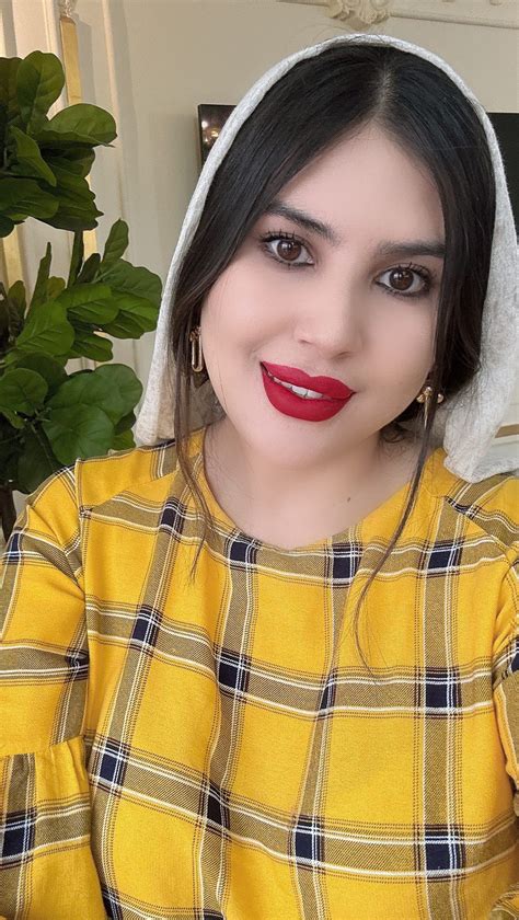 ‎آینازمعتمدم🦅میسازمش حتی نباشد‎ ‎کدومتون اینجوری میرین مسافرت😂 من یکی