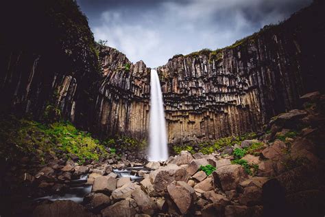 Guide To Svartifoss Waterfall In South Iceland Bustravel Iceland