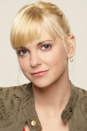 Meet The Cast Of Mom Tv Show