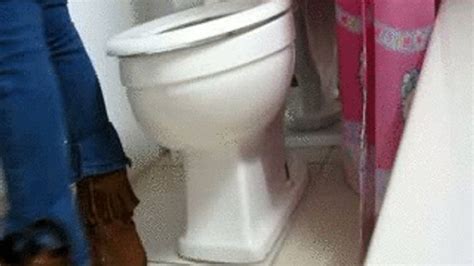 Oooo Fuck Saucy Saturday Diarrhea Exploding How Can I Serve U