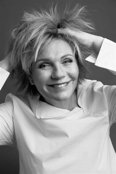 Фото Ардовой С Короткой Стрижкой 62 фото