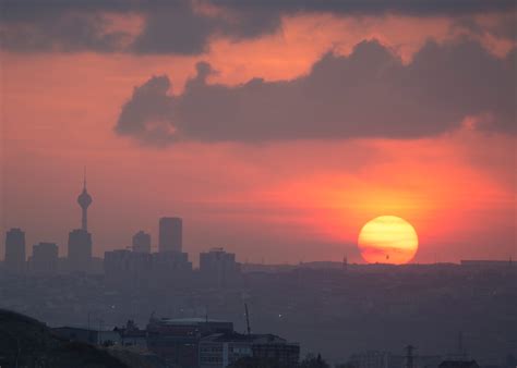1920x1080 Wallpaper Photograph Of City Skyline During Sunset Peakpx
