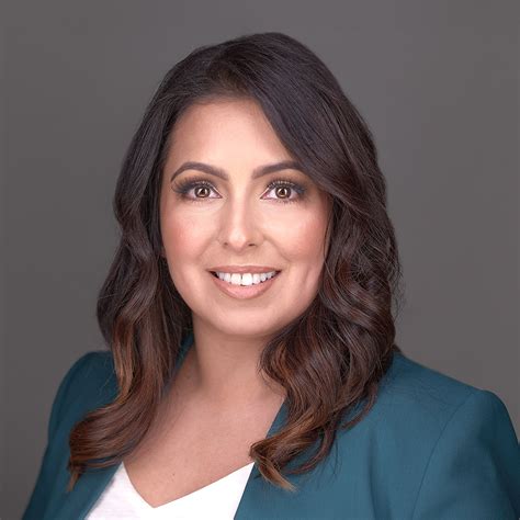 Janet González Tudor Tackles Complex Projects at HDR Hispanic Executive