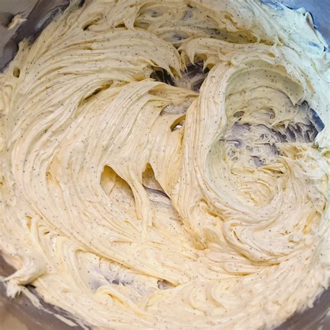 초콜릿 코팅한 바닐라 파운드케이크 만들기 가나슈 초코 글라사주 플라워 배터법