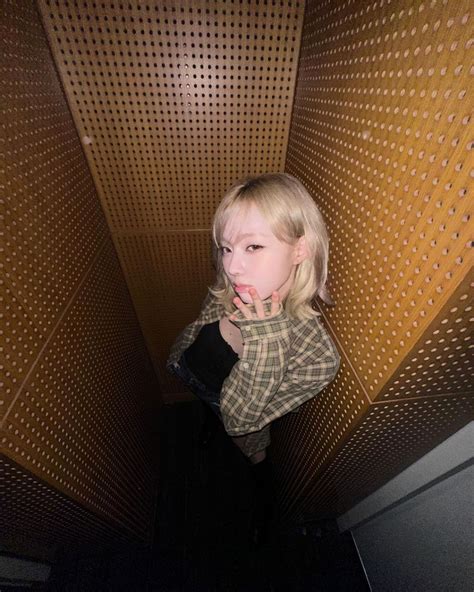 혹하게하는것들 오늘자 윈터 인스타 업뎃 Daum 카페