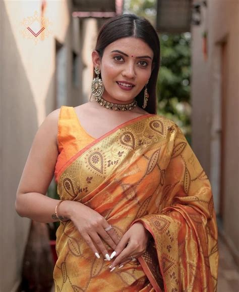 Party Wear Weaving South Indian Silk Sarees 63 M With Blouse Piece