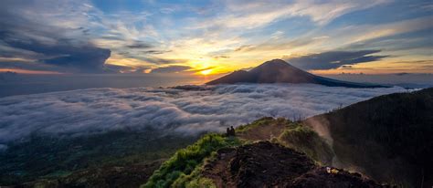 Mount Batur Sunrise Hiking Kamandalu Ubud Bali