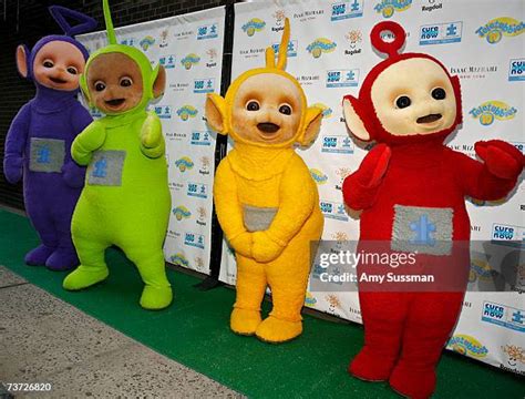 Teletubbies Character Dipsy Photos And Premium High Res Pictures Getty Images