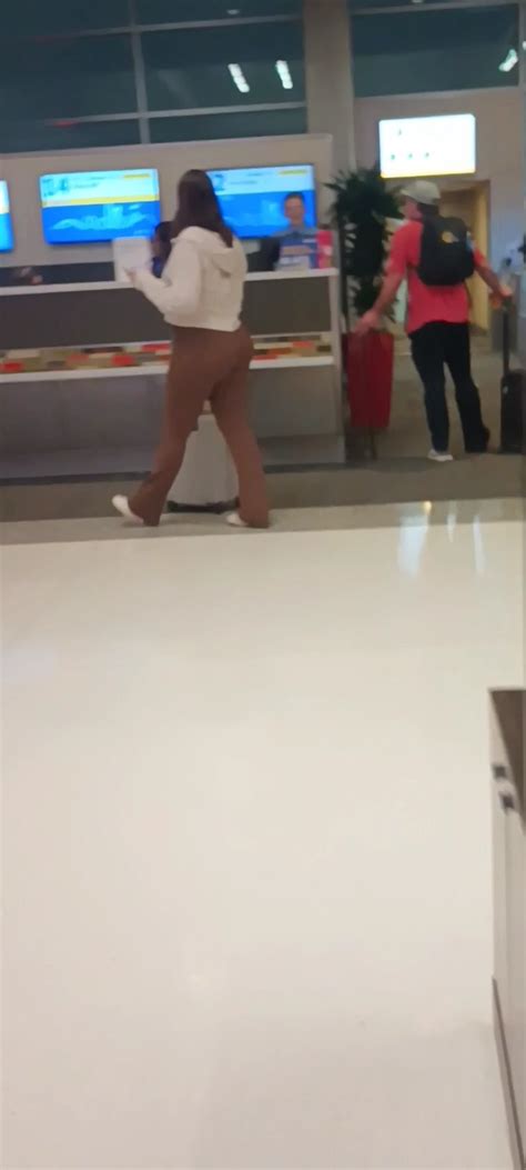 Thick Airport Pawg Oc Spandex Leggings And Yoga Pants Forum