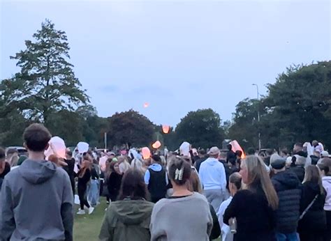 Watch Hundreds Gather In Leith Links Edinburgh To Pay Tribute To