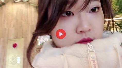 보정켜고 깜짝놀란 소연 치지직 에펨코리아