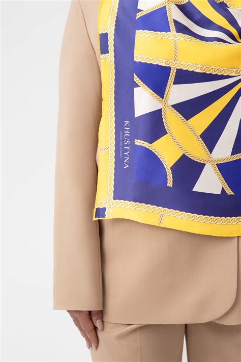 Шовкова хустина Circus Tents Khustyna