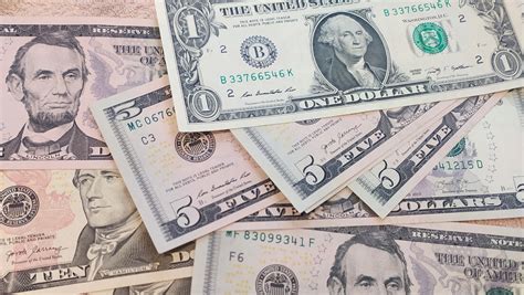 Кина и Малезија разматрају формирање Азијског монетарног фонда Доста ослањања на долар и на ММФ