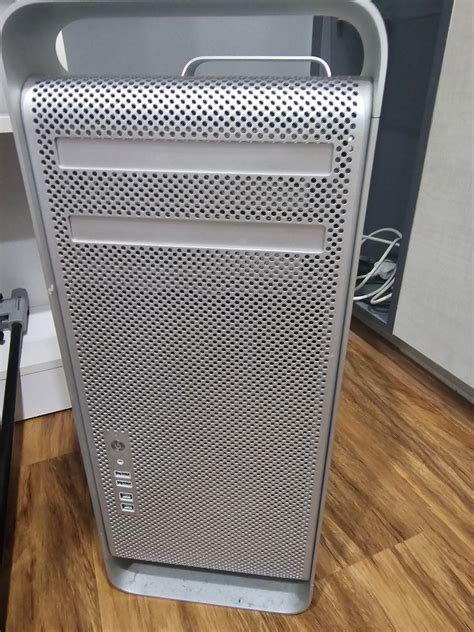 Vintage Mac Desktop Cpu Computers And Tech Desktops On Carousell