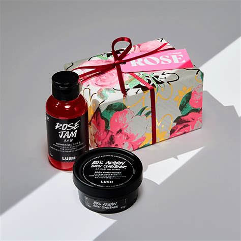 러쉬 장미와 잘 어울리는 그대에게 로즈 기프트선물 위시버킷
