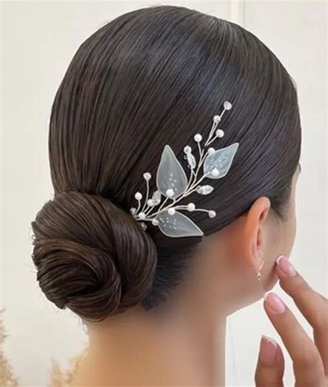 انواع 30 مدل مو دخترانه برای عروسی شینیون های ترند 2025