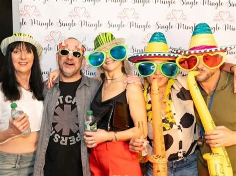 Popular Manchester Singles Event Bringing Over 50s Dating Night To