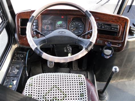 현대 에어로타운 최고급형사양 2001년 4월식 30인승 무사고 보유차량 현대 주조선버스