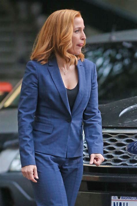 Gillian Anderson On The Set Of The X Files In Vancouver Hawtcelebs
