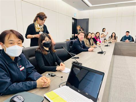 Ерөнхий сайдын БНСУ д хийж буй айлчлалын хүрээнд “Баялаг бүтээгчдийг дэмжих холбоо” ны төлөөлөл