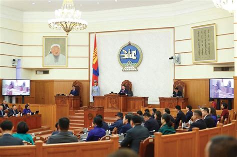 УИХ 2023 оны Төсвийн төслийг хэлэлцэж эхэллээ