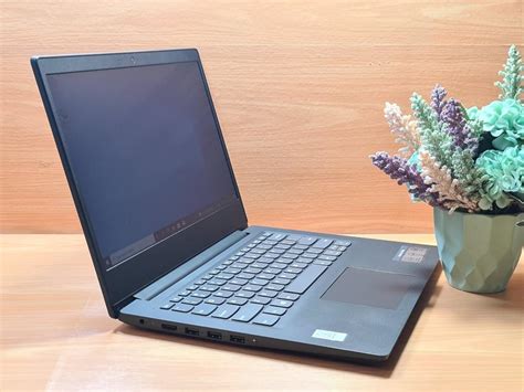 Lenovo Ideapad S MU Iwl I Th Gen Coffeelake GB RAM GB SSD FHD INCH Computers