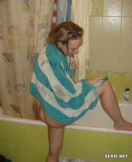 Пышки раздеваются и хотят получить удовлетворение Pic