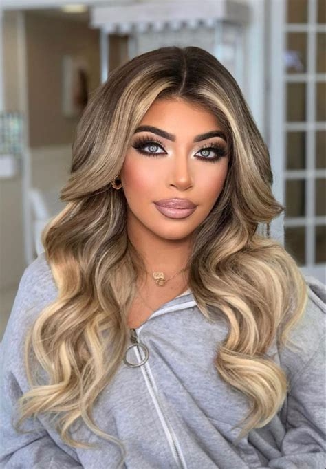 Pin By Kelly Quick On Makeup Hair And Nails ‍♀️ Long Hair Styles