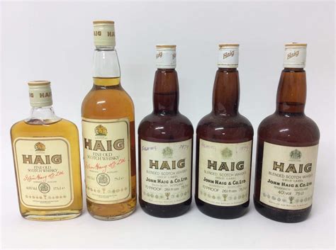 Lot 136 Whisky Five Bottles Haig Gold Label 70