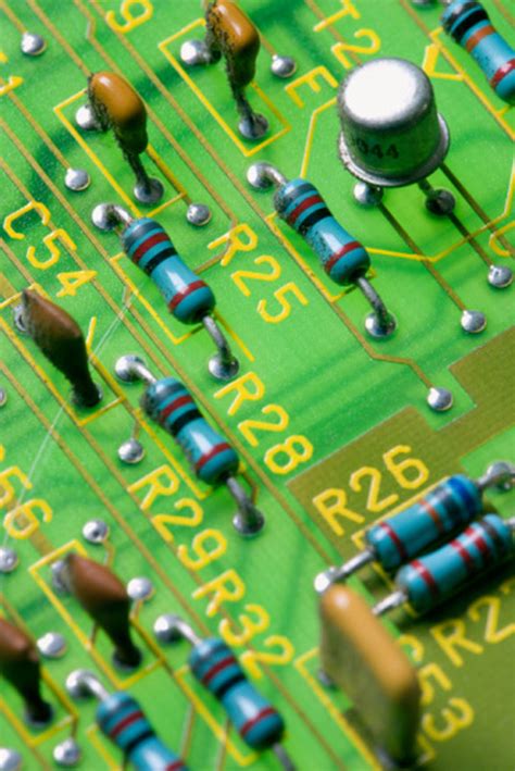 How To Find Voltage Current Across A Circuit In Series In Parallel