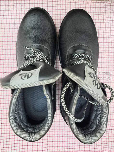 للبيع عدد 5 حذاء سيفتي مقاس 42 ماركات مختلفة مستعمل