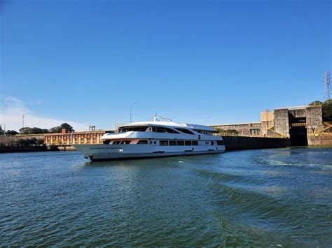 Passeio De Navio Pelo Rio Tietê Em Barra Bonita Uma Aventura