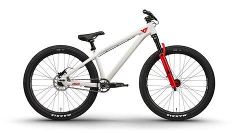 Yt Dirtlove Al Dirt Jump Bike Is Back In More Affordable Alloy