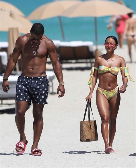 Lebron James Wife Bikini
