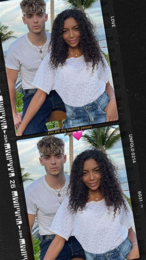 Josh And Any Crochet Fashion Wallpaper