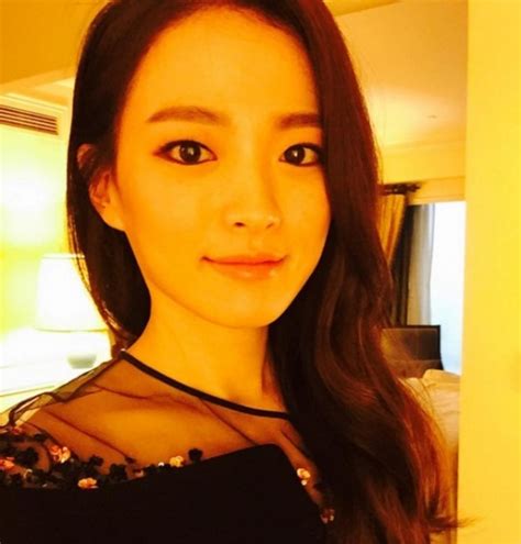 천우희 매력 넘치는 셀카 공개 물오른 미모