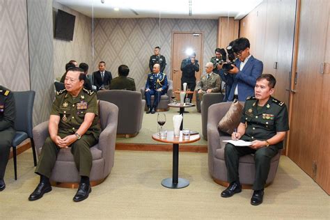 សេនានុព័ន្ធថៃអញ្ជើញជូនពរ ឯកឧត្តម នាយឧត្តមសេនីយ៍ វង្ស ពិសេន