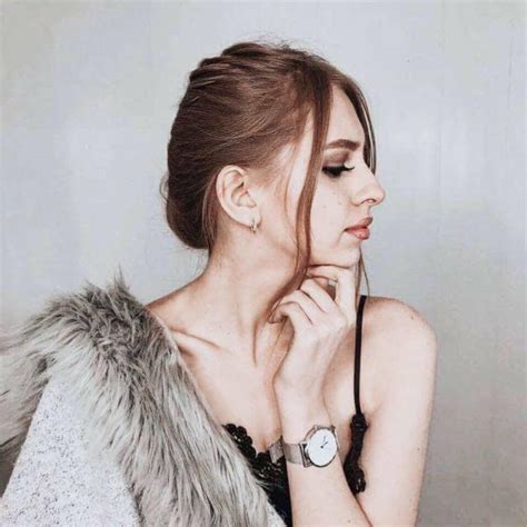 Polina K Posts Facebook