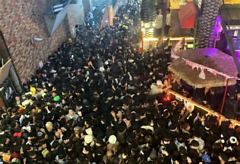 군중 압착 상황이 닥치면 어떻게 행동해야 하나 애틀랜타 중앙일보