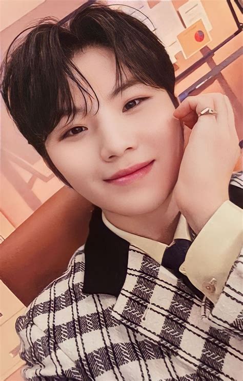 [woozi] Faded Mono Life Photocard Scan Woozi Seventeen Woozi Photocard